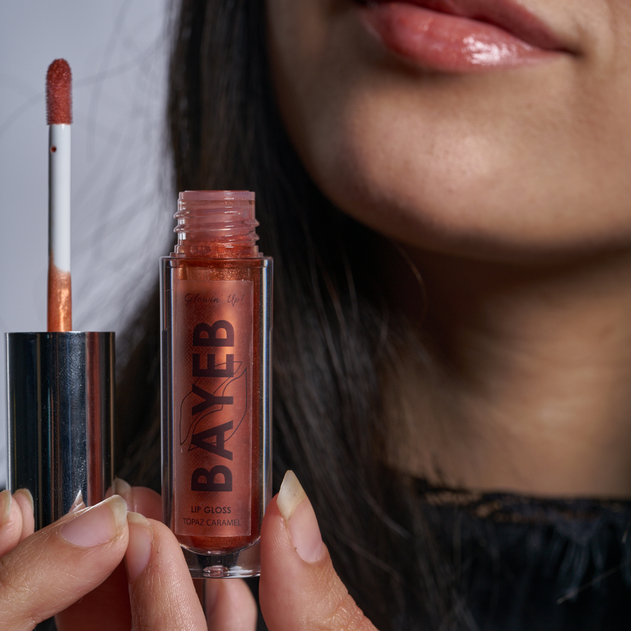 Shop Your Favorite Makeup Products on ZYNAH - 10% OFF 1st Order